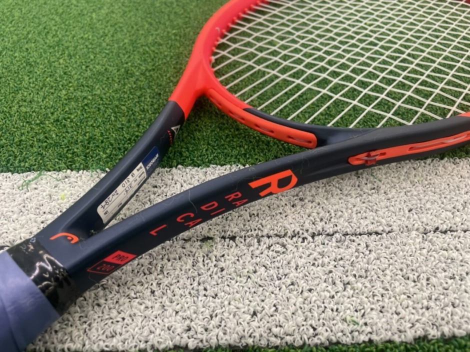 【HEAD｜ラジカルプロ 2023 ｜インプレ】レスポンスのよい競技系モデル | RACKET LABO